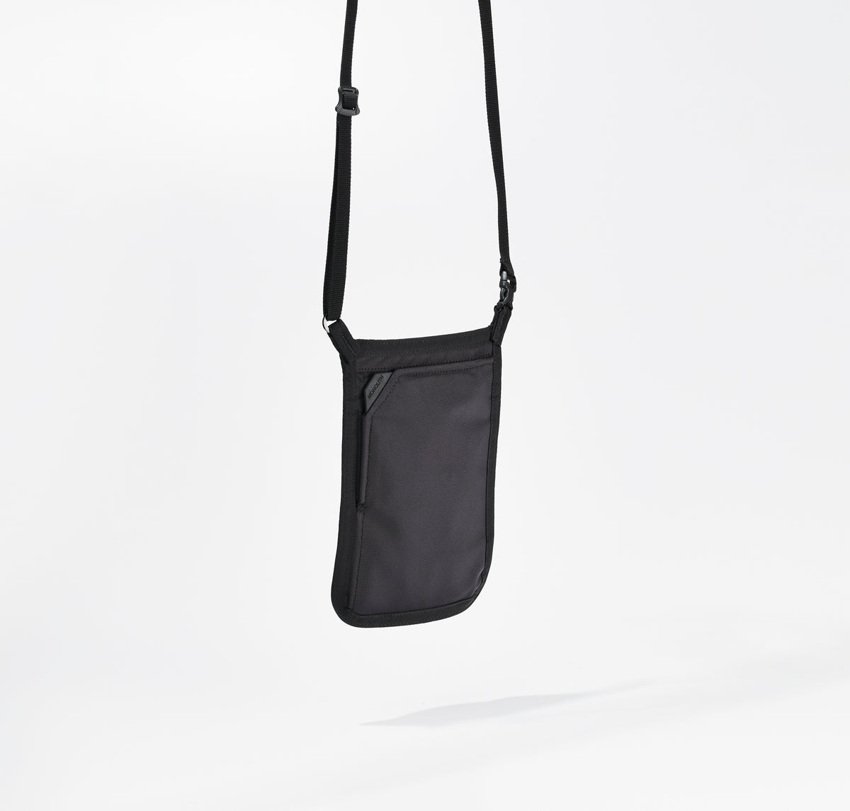 【MONOLITH】NECK POUCH STANDARD S / BLACK – Butterfly Clutch